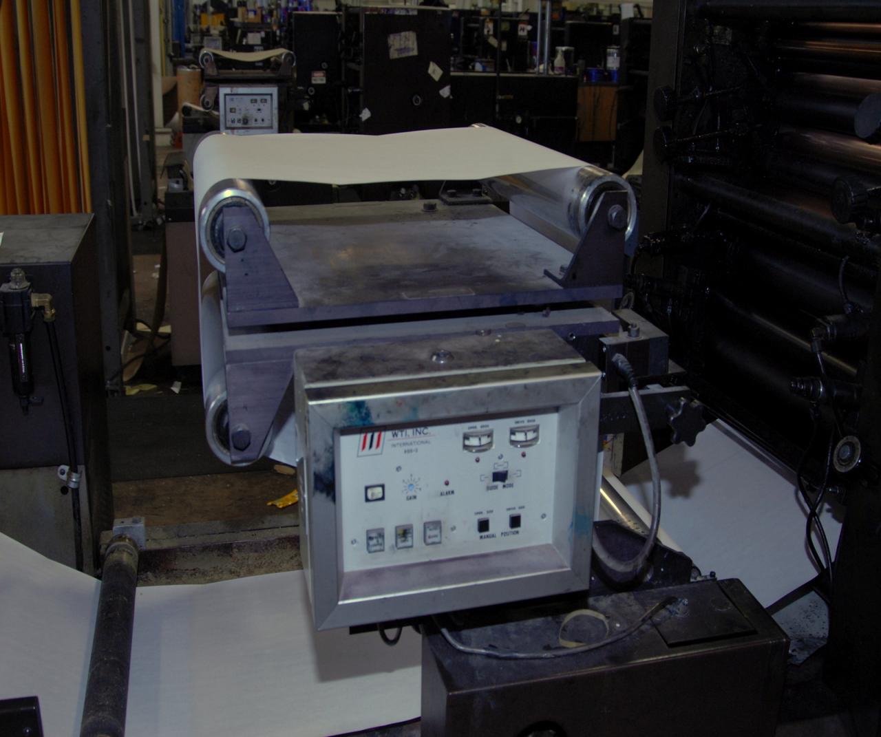 Lot #52: Didde-Glaser Web Press Model 860, 4 colors, 17.5” wide - WireBids